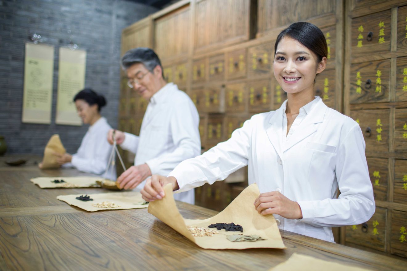 Discovering Traditional Chinese Medicine (TCM) for Expats - Expat.Guide