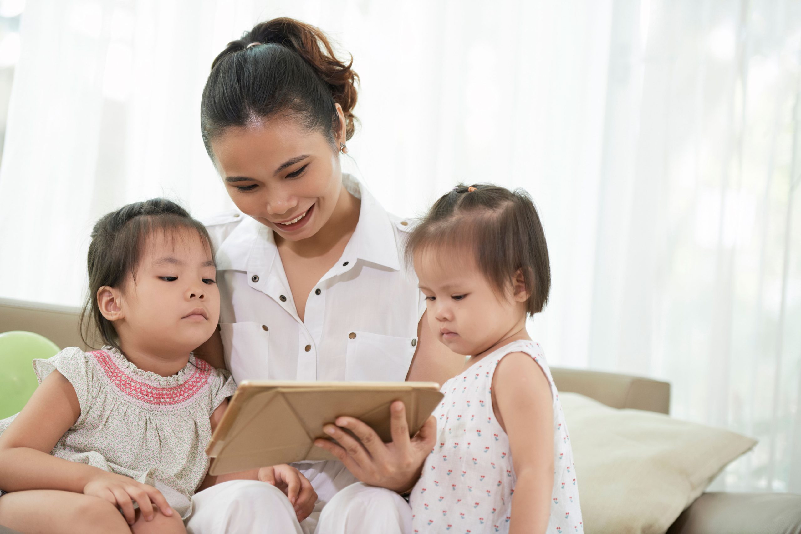 Why Your Maid Should Learn Your Language - Expat.Guide